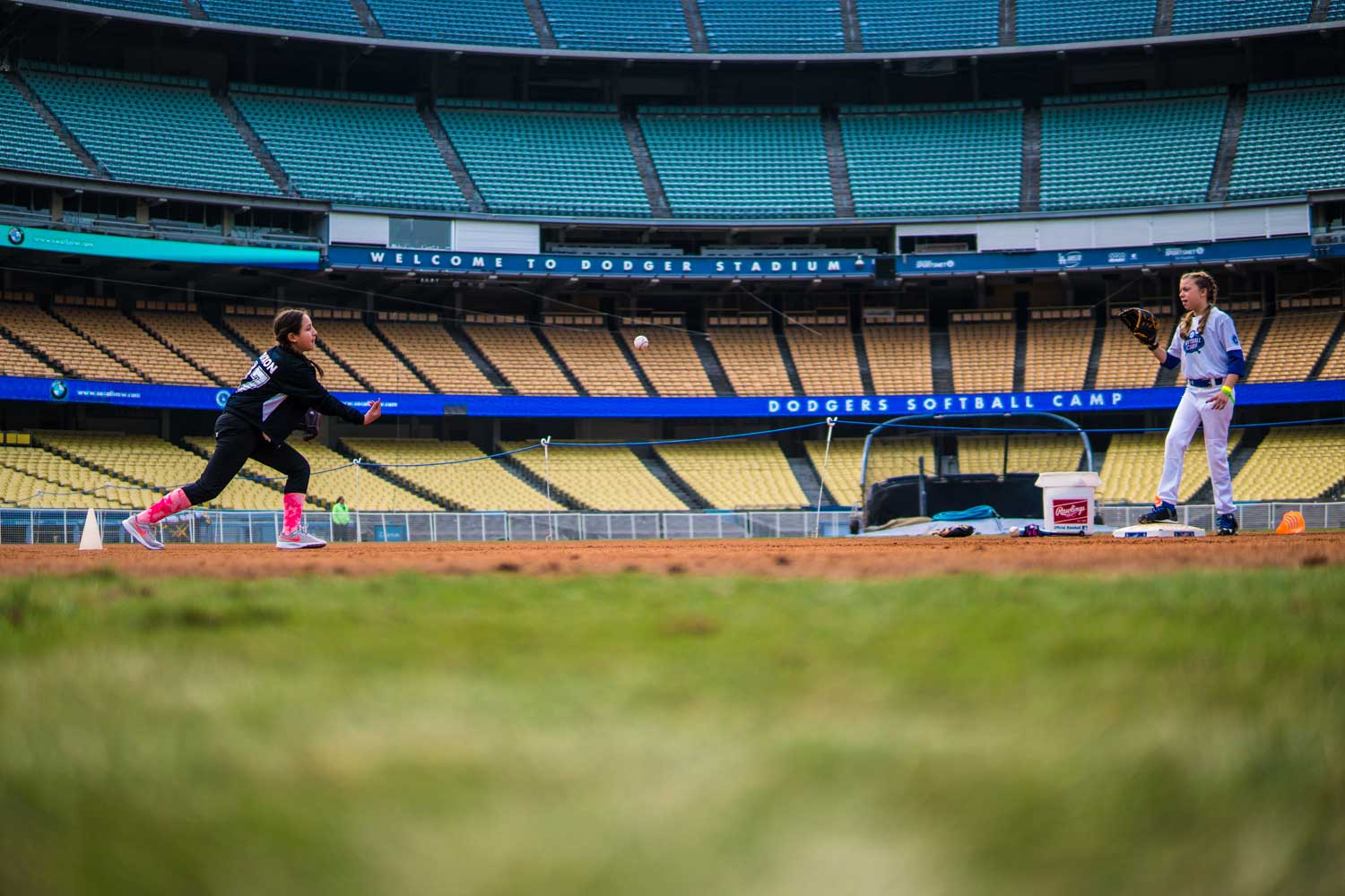 About - EL1 | WE MAKE SPORTS WORK BETTER